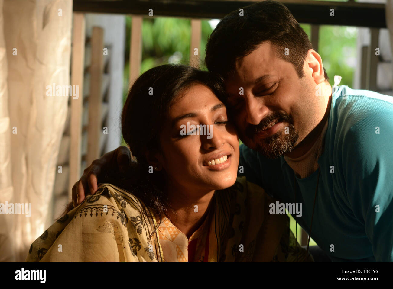 KONTTHO, from left: Paoli Dam, Shiboprosad Mukherjee, 2019. © Bioskope ...