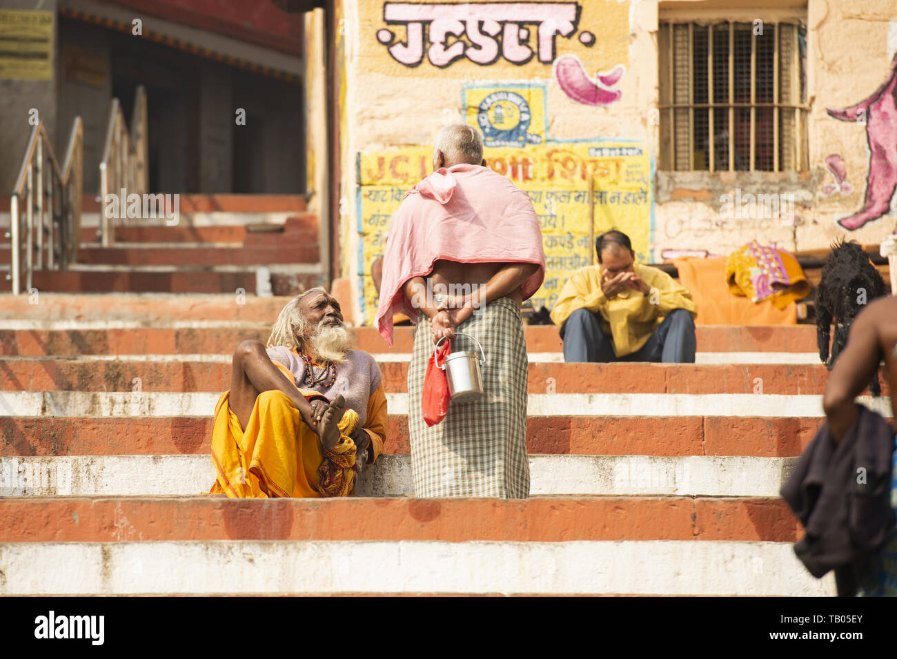 Indian old sadhu baba hi-res stock photography and images - Alamy