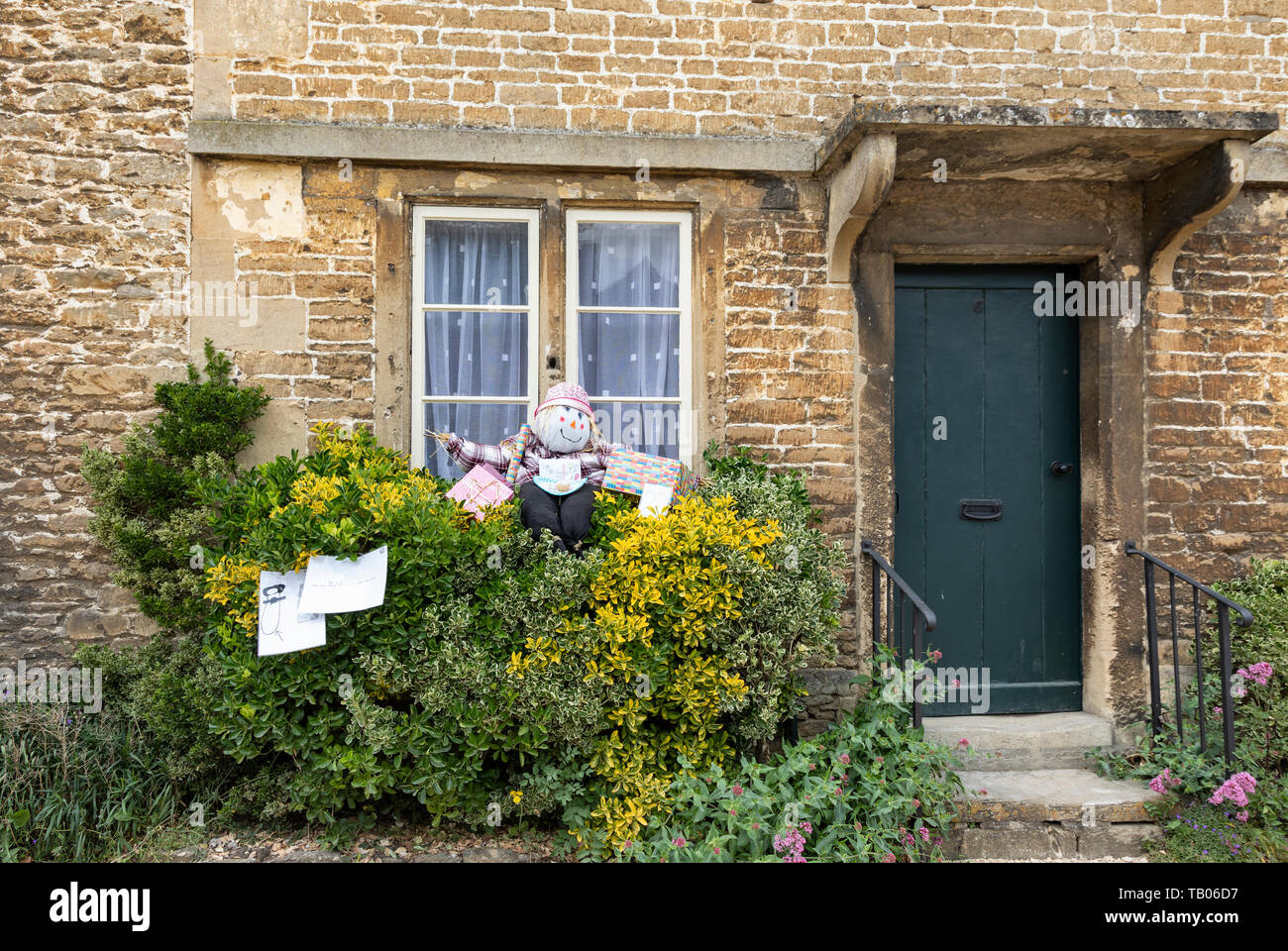 Lacock village Annual Fundraising event - Scarecrow Trail, Lacock ...