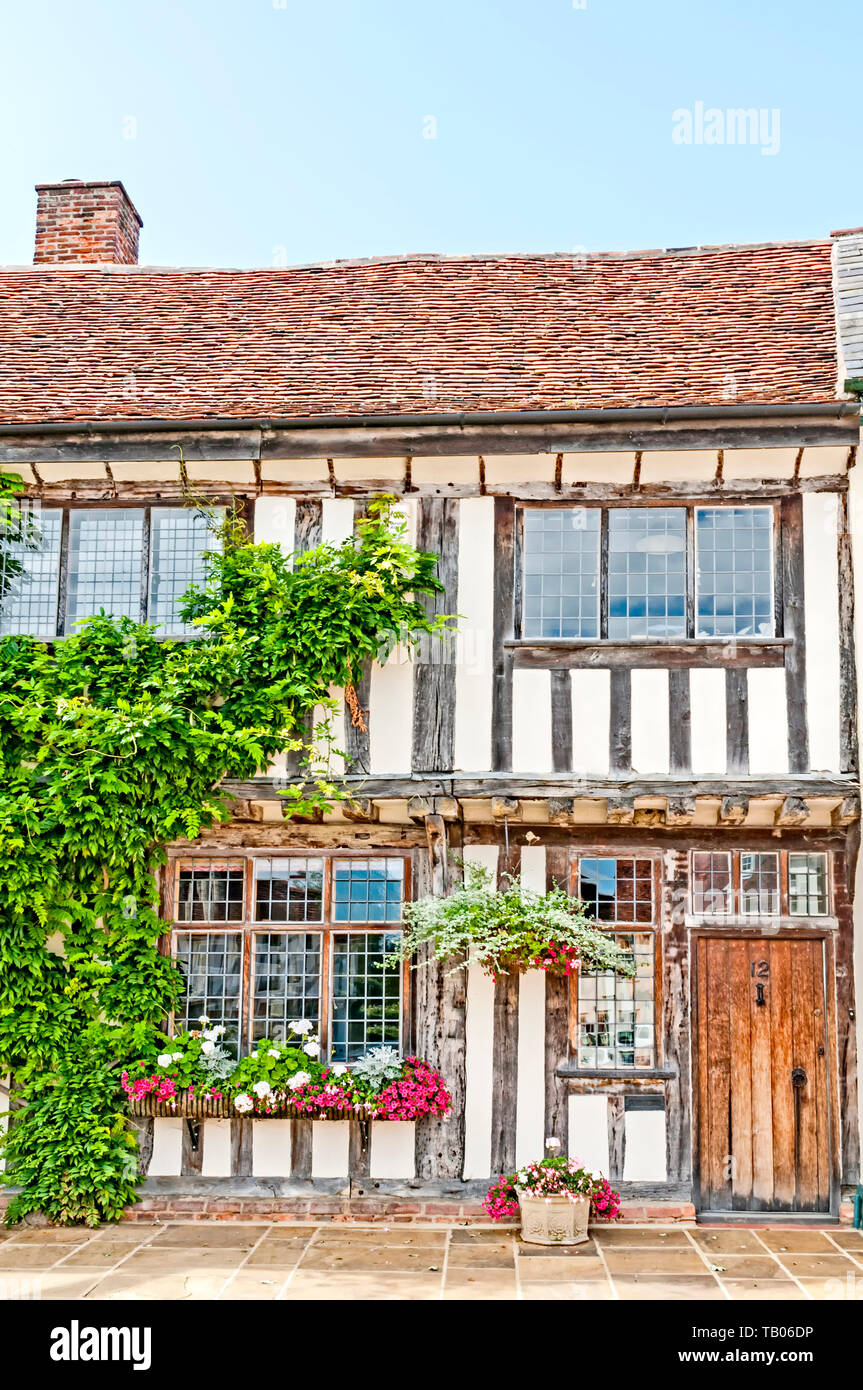 Houses and their windows in Lavenham, Suffolk, UK Stock Photo - Alamy