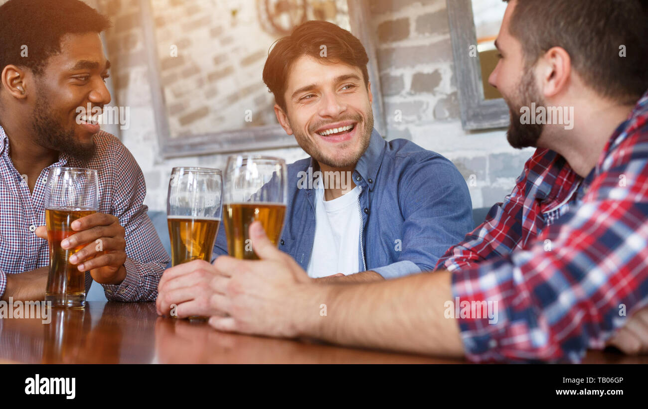 Male best friends talking cafe hi-res stock photography and images - Alamy