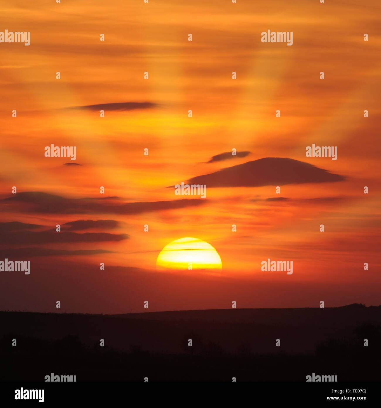 Beautiful clouds sunburst hi-res stock photography and images - Alamy