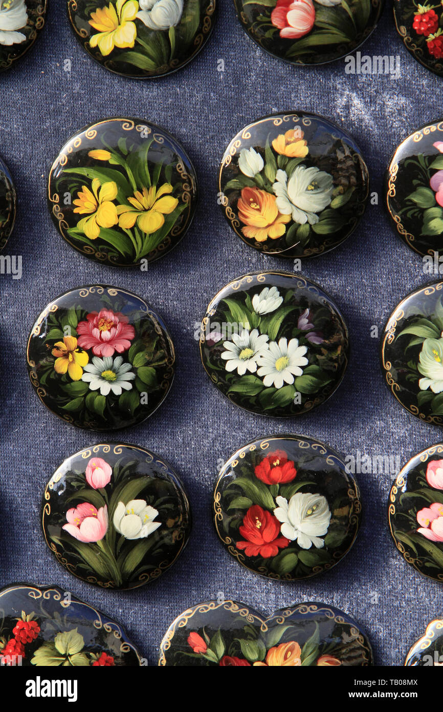 Broche floral hi-res stock photography and images - Alamy