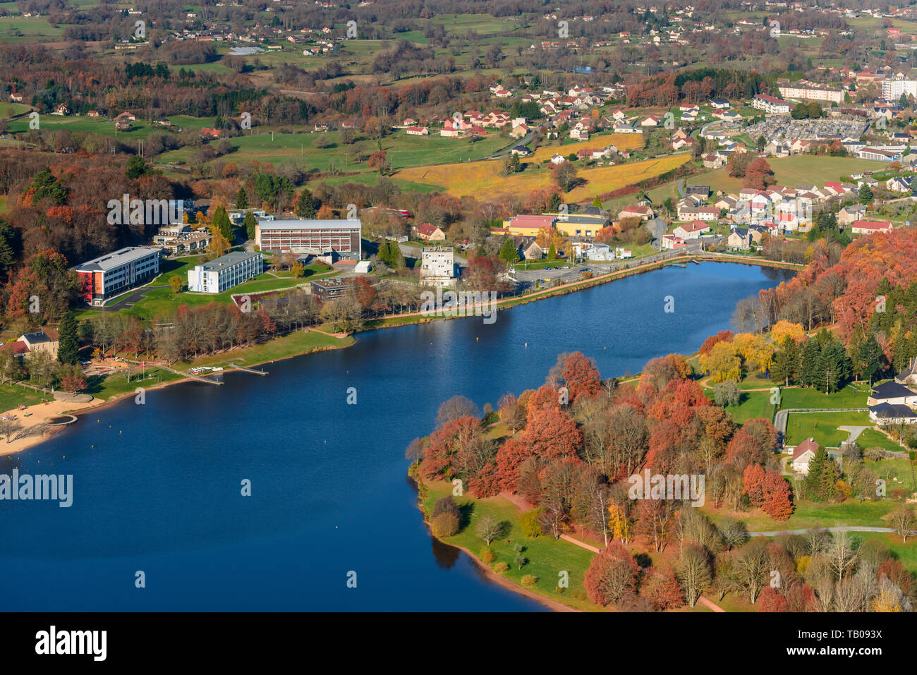 Lac de Courtille - Guéret - CREUSE Stock Photo - Alamy