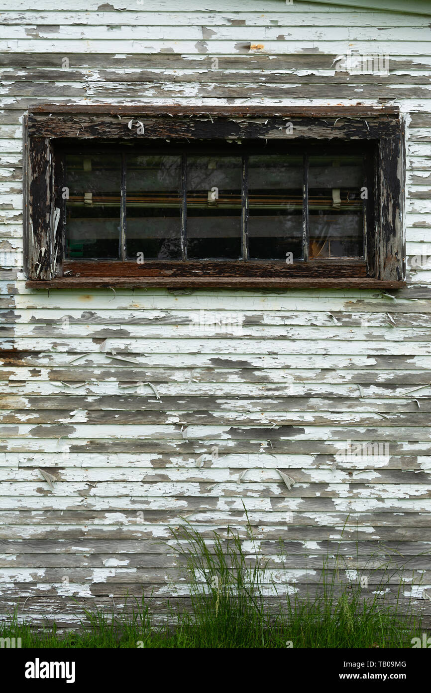 Side of old weathered building in the Midwest Stock Photo - Alamy