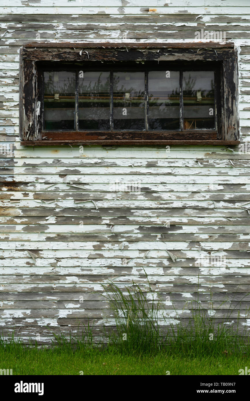 Side of old weathered building in the Midwest Stock Photo - Alamy
