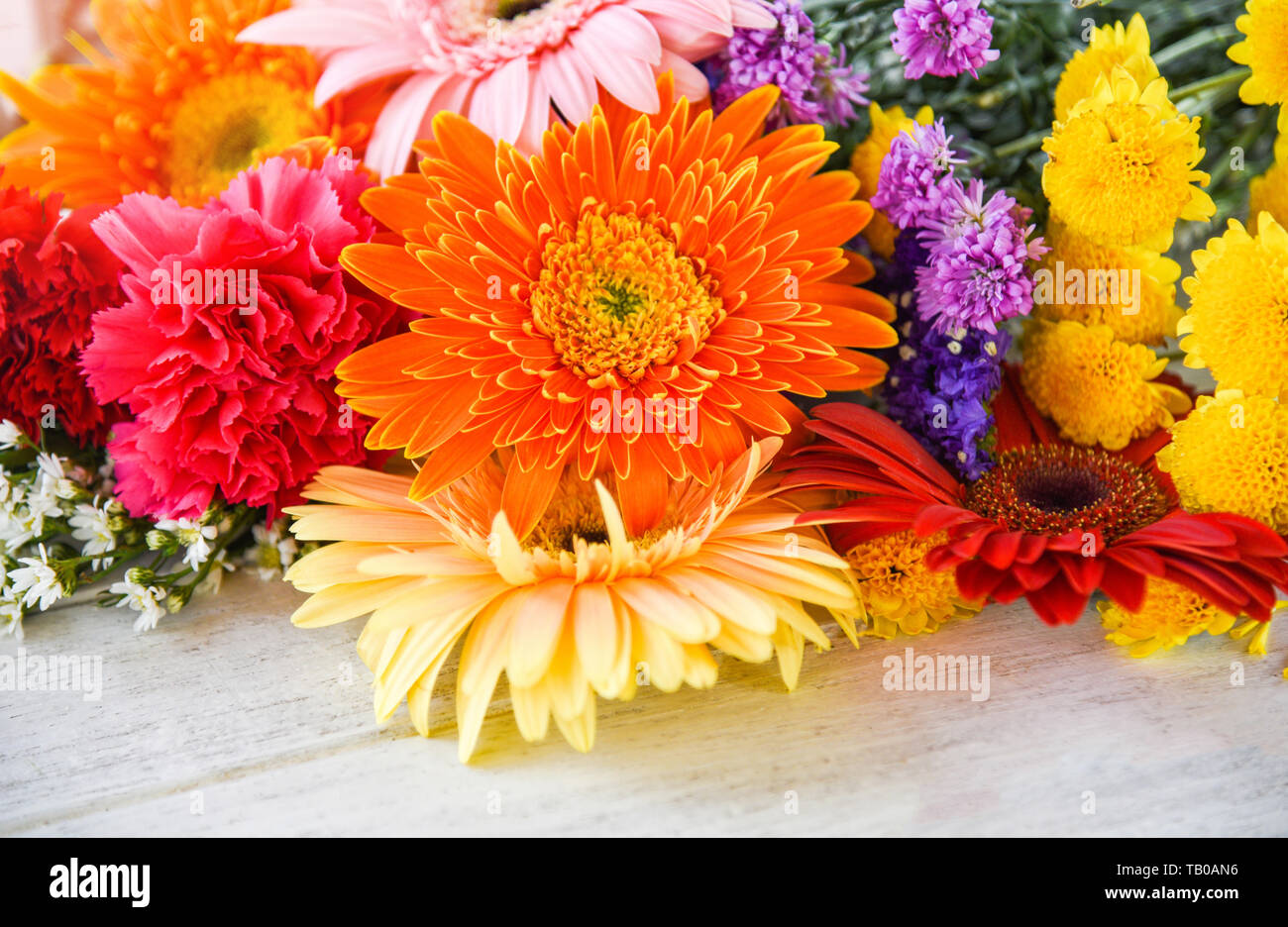 Fresh spring Flowers bunch plant gerbera chrysanthemum colorful flower ...