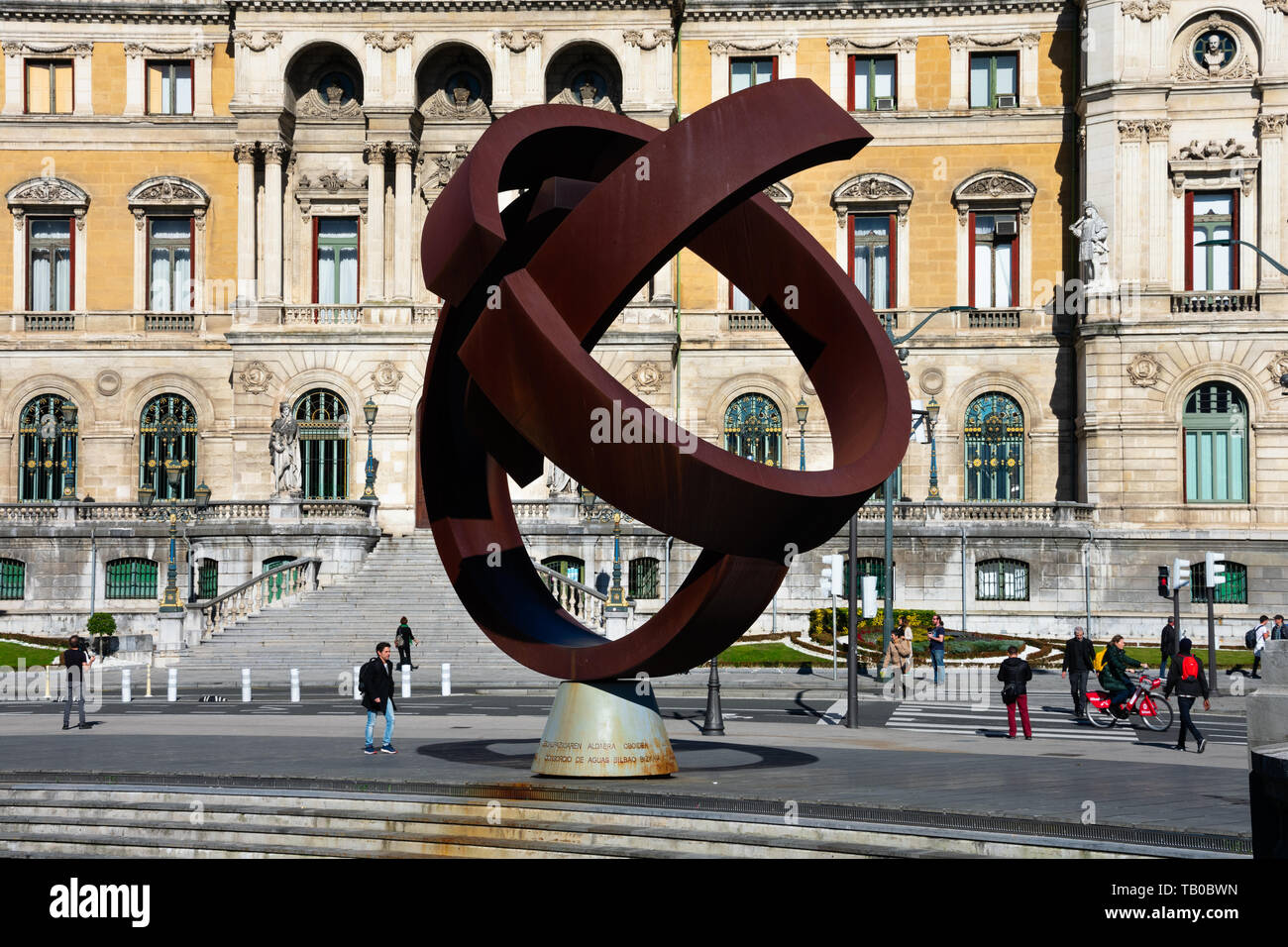 Jorge oteiza sculpture hi-res stock photography and images - Alamy
