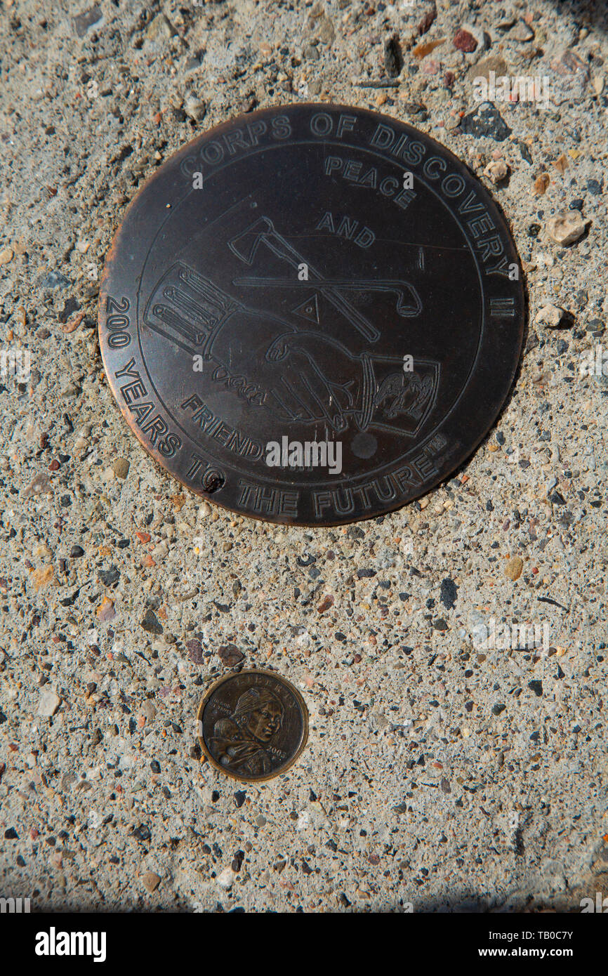 Corps of Discovery Medal plaque at Camp Fortunate Overlook, Clark ...