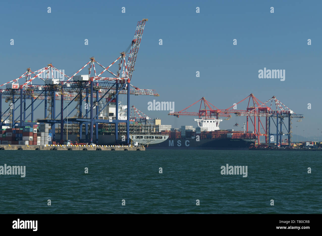 South africa durban docks hi-res stock photography and images - Alamy