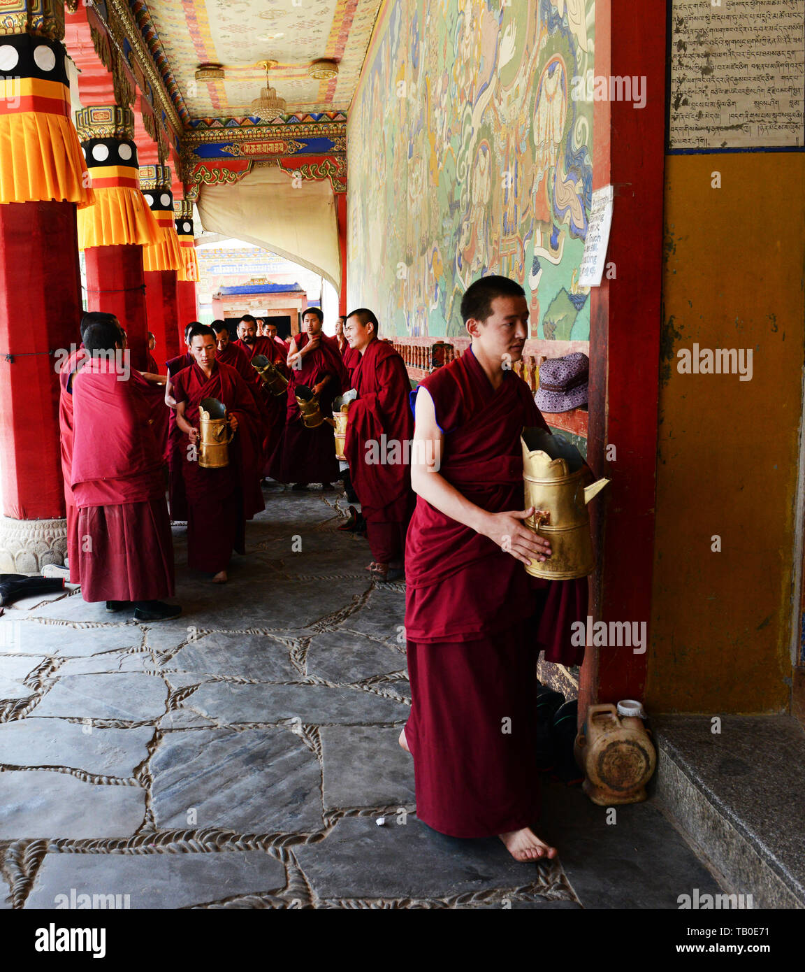 Tibetan monks at a ceremony in Labrang monastery Stock Photo - Alamy