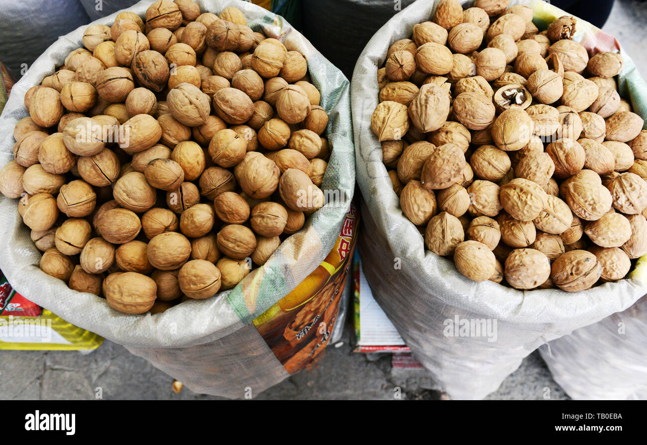 Food nuts wallnut walnut wallnuts hi-res stock photography and images ...