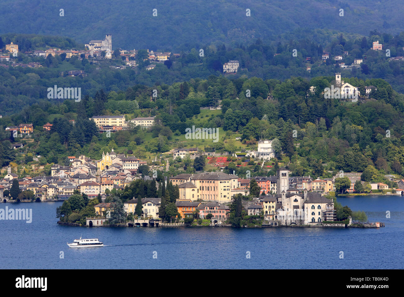 Ile Saint-Jules. Lac d'Orta. Orta San Giulio. Italie. Isola San Giulio ...