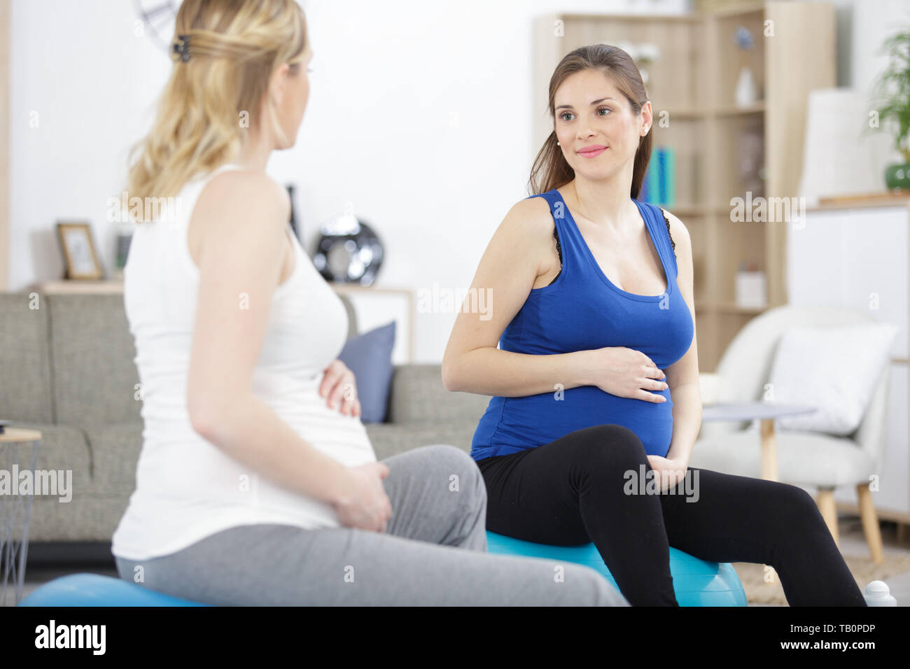 Group prenatal care hi-res stock photography and images - Alamy