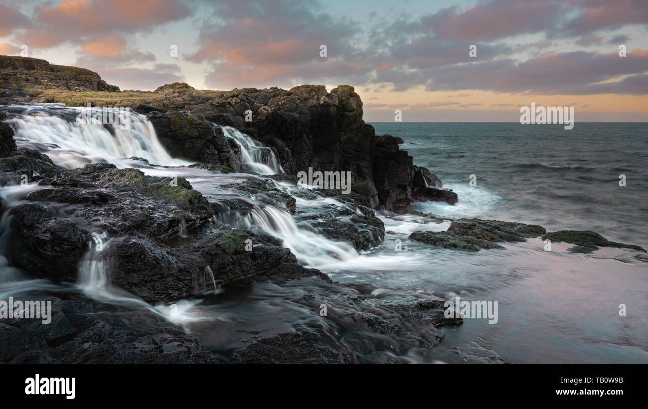 Tidal cascade hi-res stock photography and images - Alamy