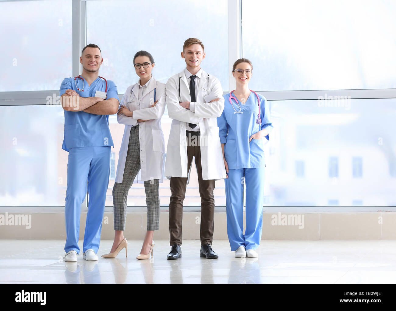 Young doctors hi-res stock photography and images - Alamy