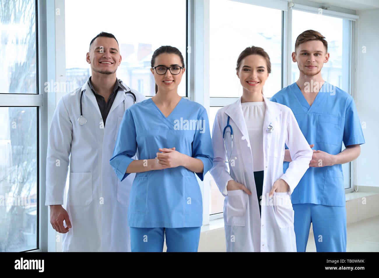 Doctors in clinic hi-res stock photography and images - Alamy