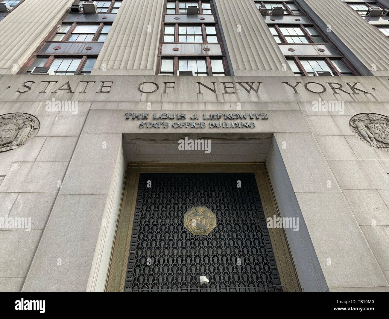 state of new york office building Stock Photo - Alamy