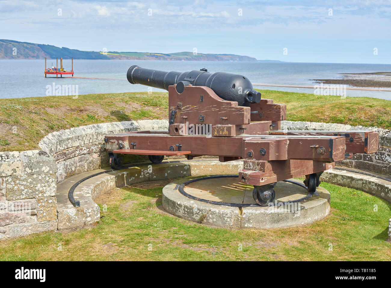 Firth of fort hi-res stock photography and images - Alamy