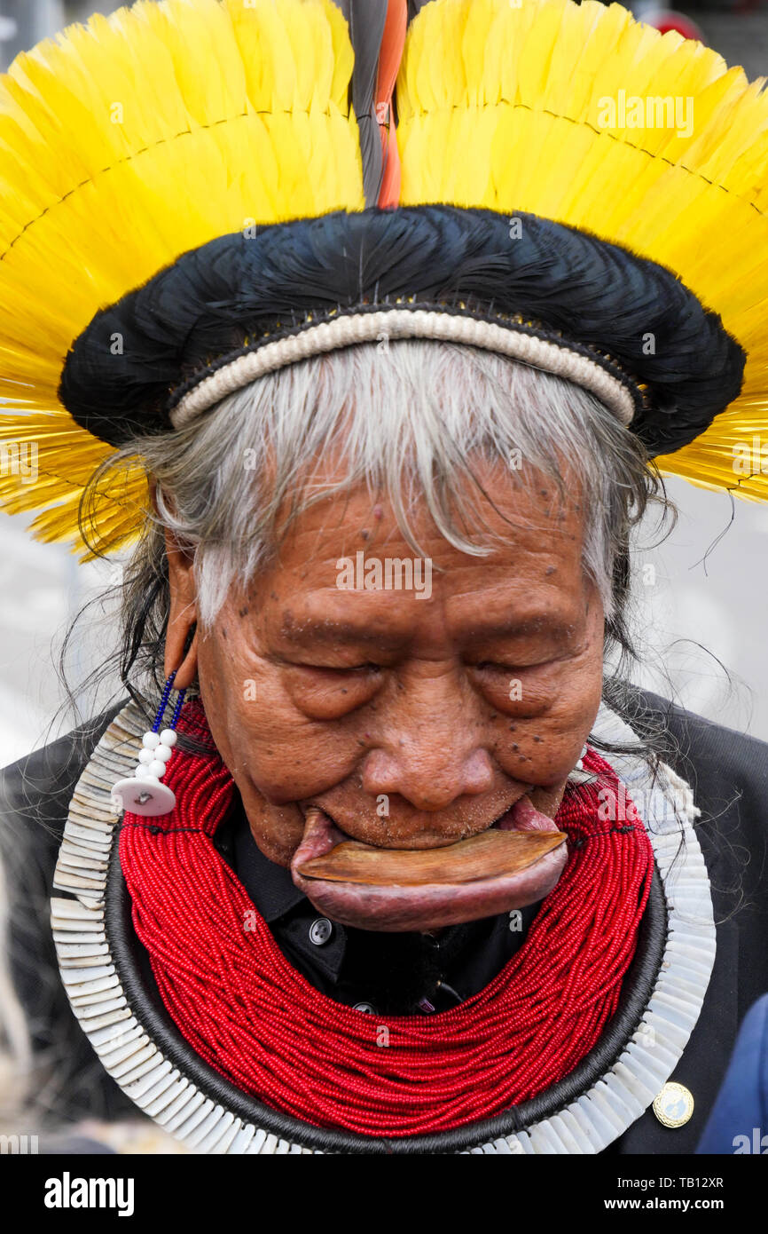 Chief Raoni appears in Lyon, France Stock Photo - Alamy