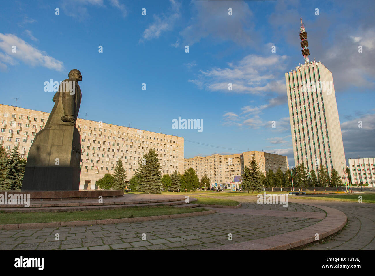 Lenin statue in Lenin Square in Arkhangelsk, Russian Federation Stock ...