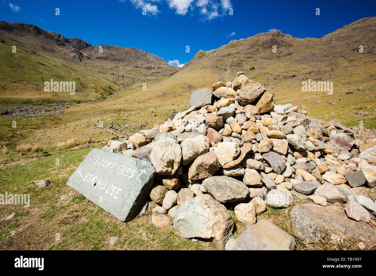 Mickleden hi-res stock photography and images - Alamy