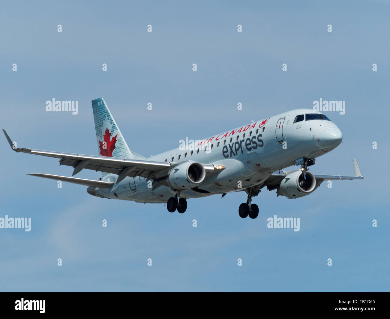 Embraer logo hi-res stock photography and images - Alamy