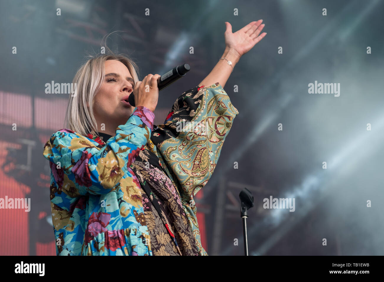 Ina wroldsen singer hi-res stock photography and images - Alamy