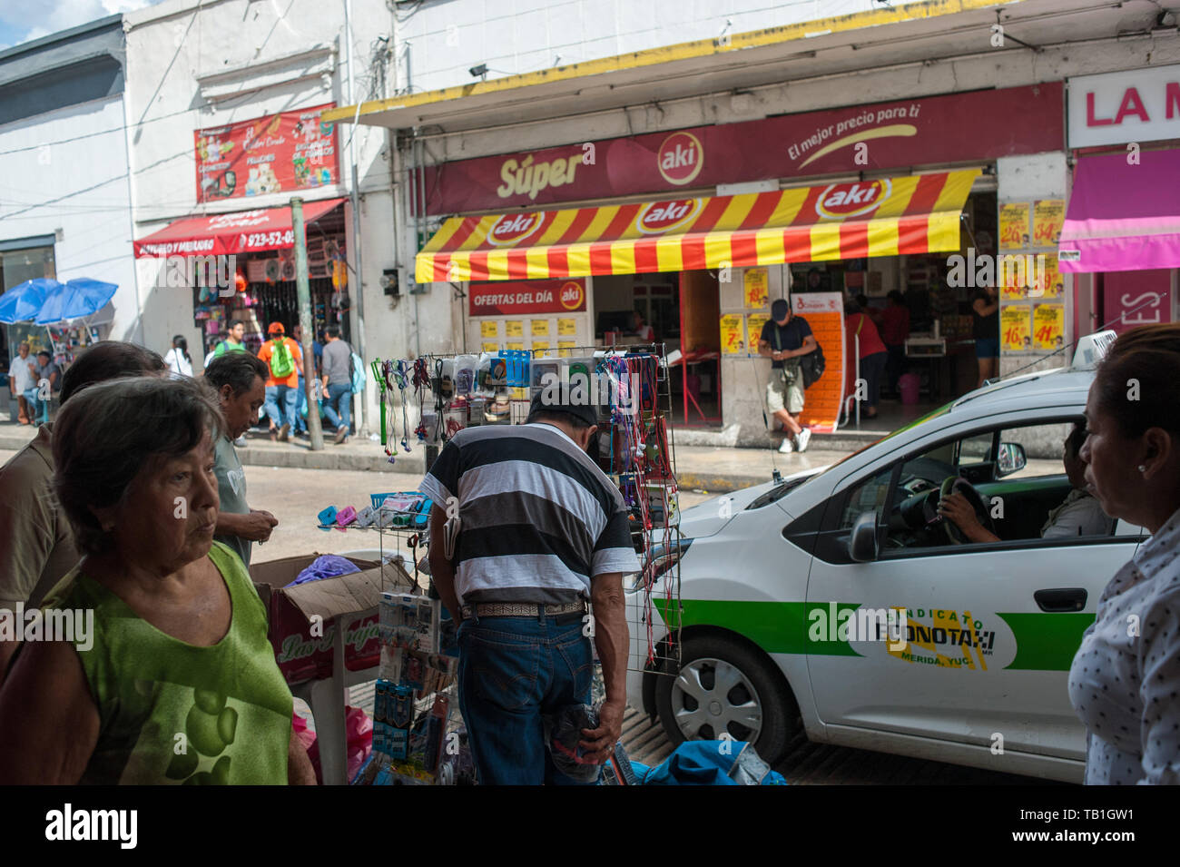 Taxi yucatan hi-res stock photography and images - Alamy
