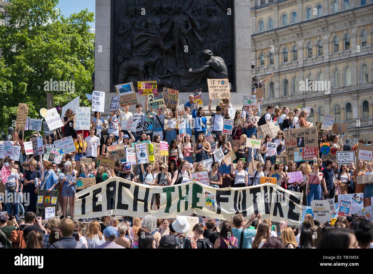 London, UK. 24th May, 2019. The second annual Global Strike 4 Climate ...