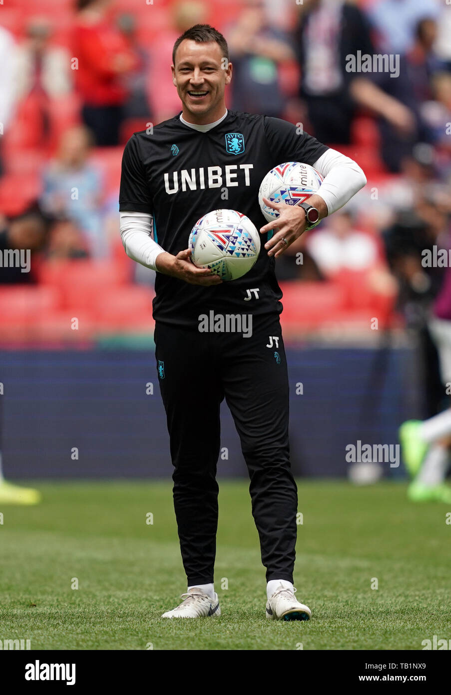 Aston Villa's coach John Terry (right) during the Sky Bet Championship ...