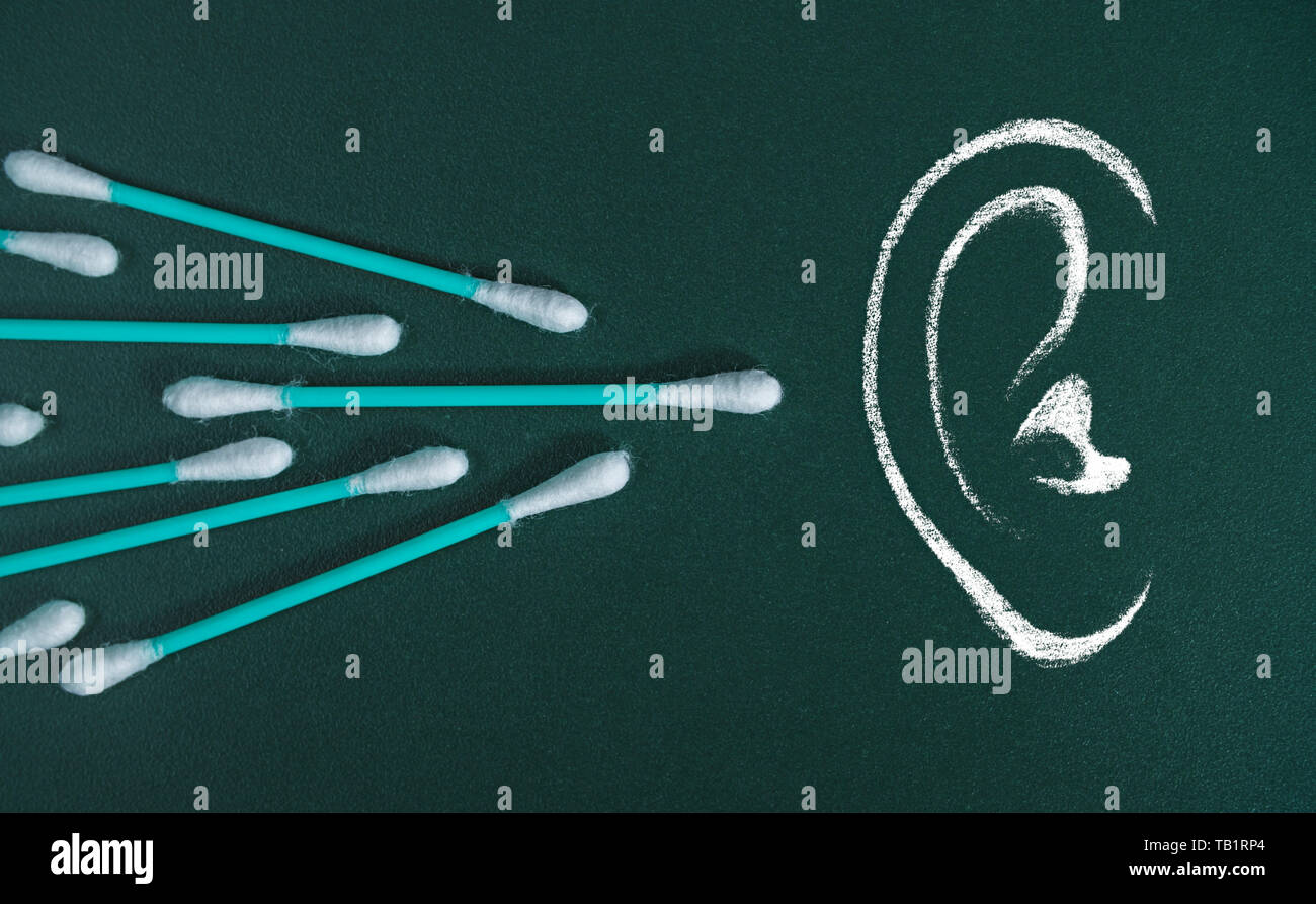 Cotton swab with plastic hi-res stock photography and images - Alamy