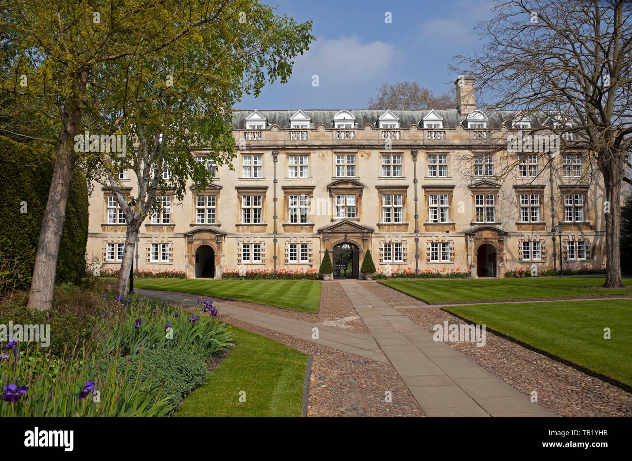 Cambridge university buildings hi-res stock photography and images - Alamy