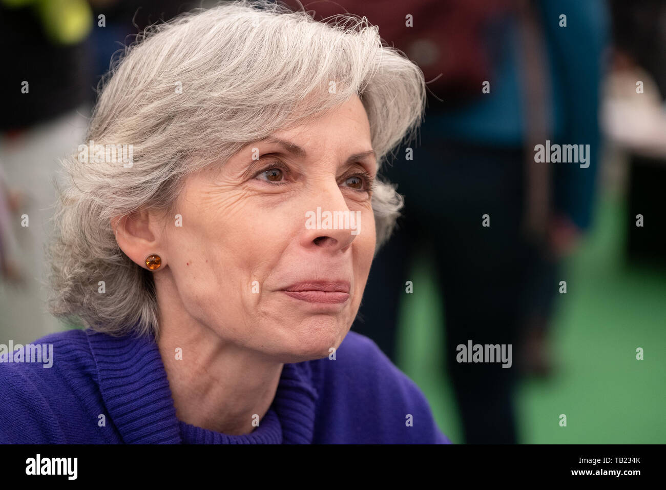 Michelle paver hi-res stock photography and images - Alamy
