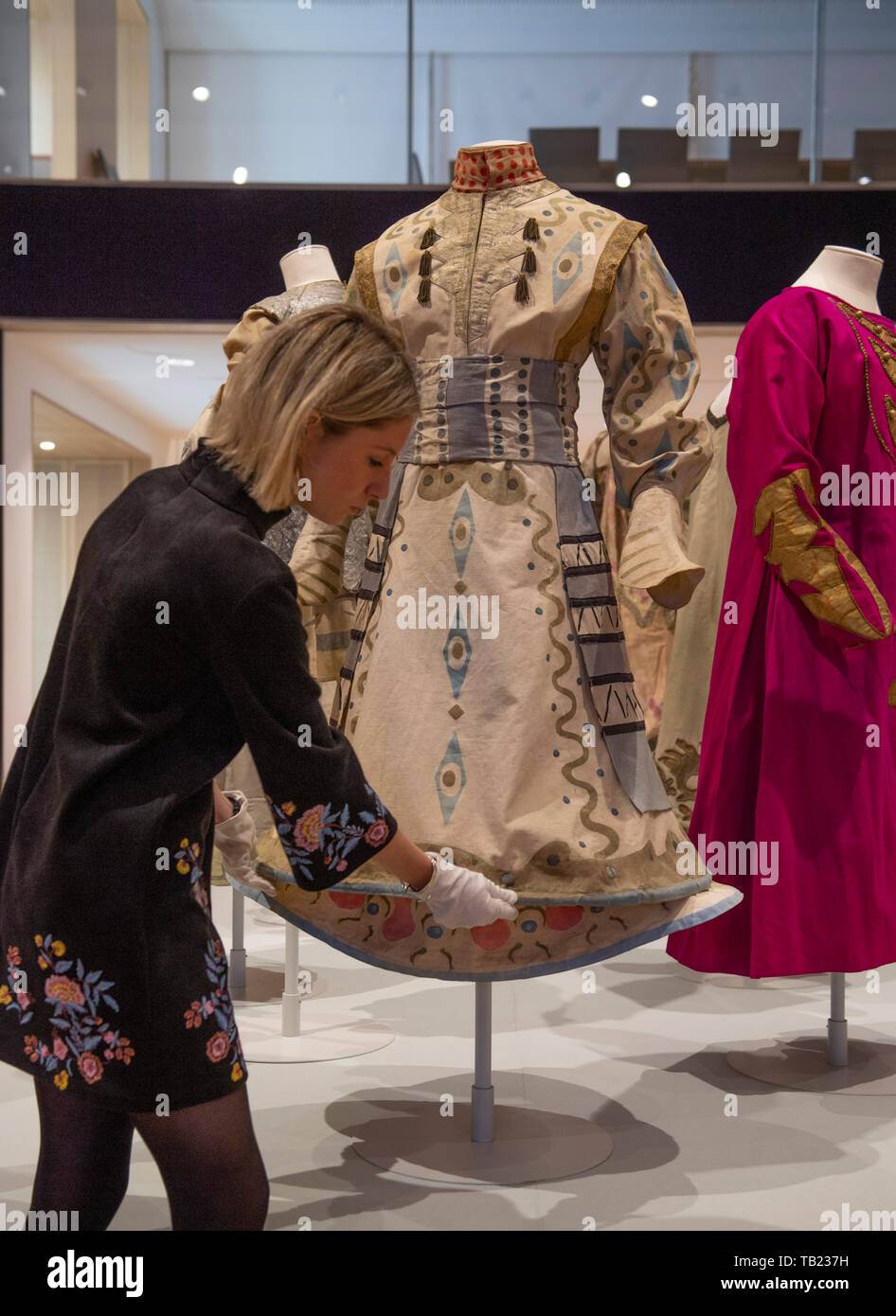 Ballets russes exhibition hi-res stock photography and images - Alamy