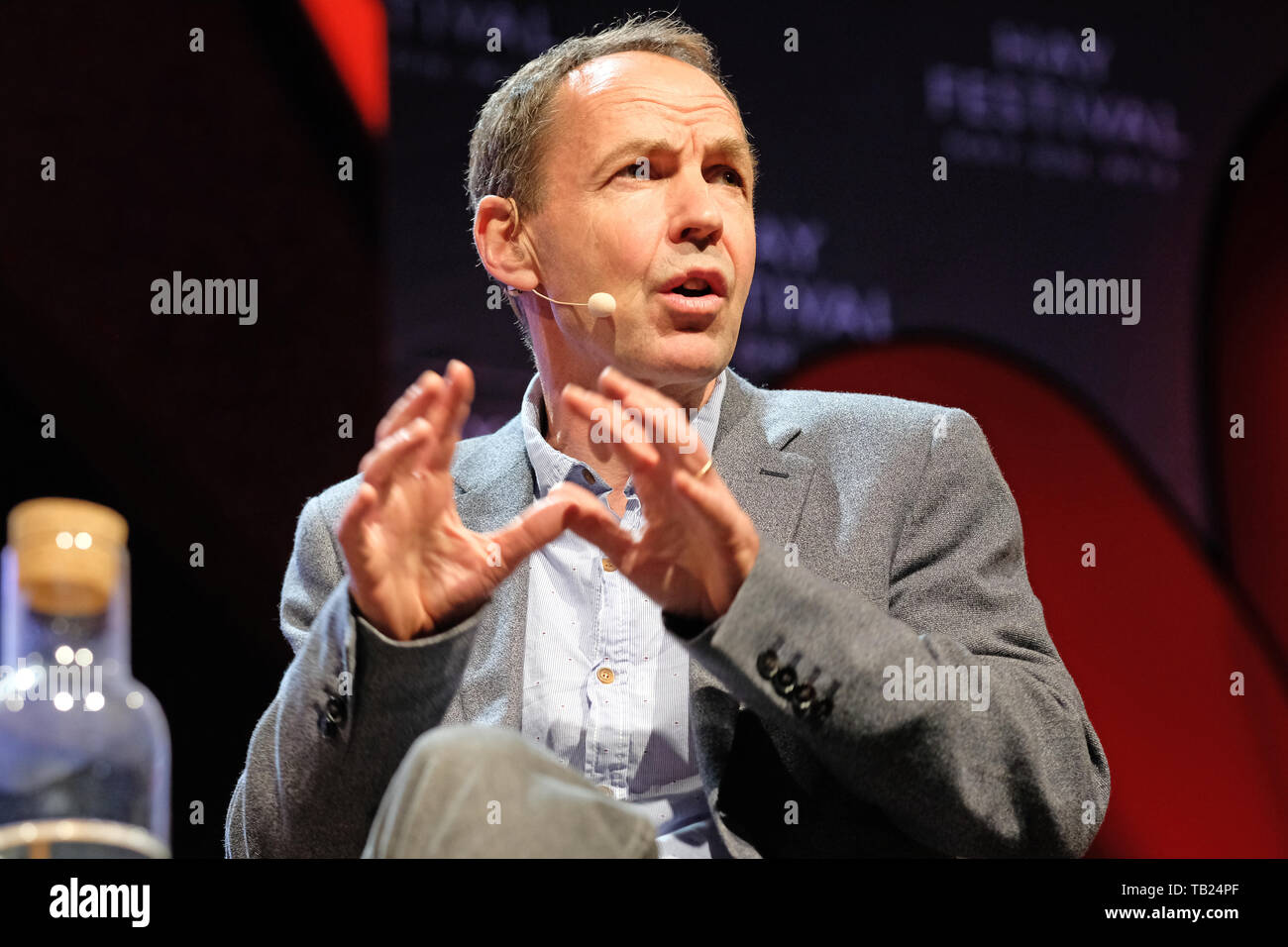 Mike berners lee 2019 hi-res stock photography and images - Alamy