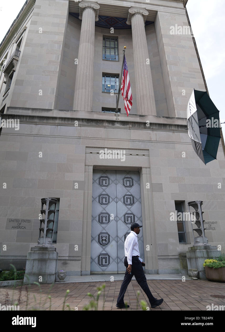 U s department of justice headquarters hi-res stock photography and ...
