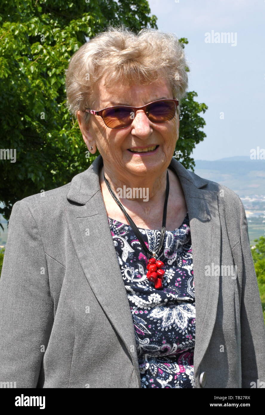 Ockenheim, Germany. 23rd May, 2019. The contemporary witness Alodia ...