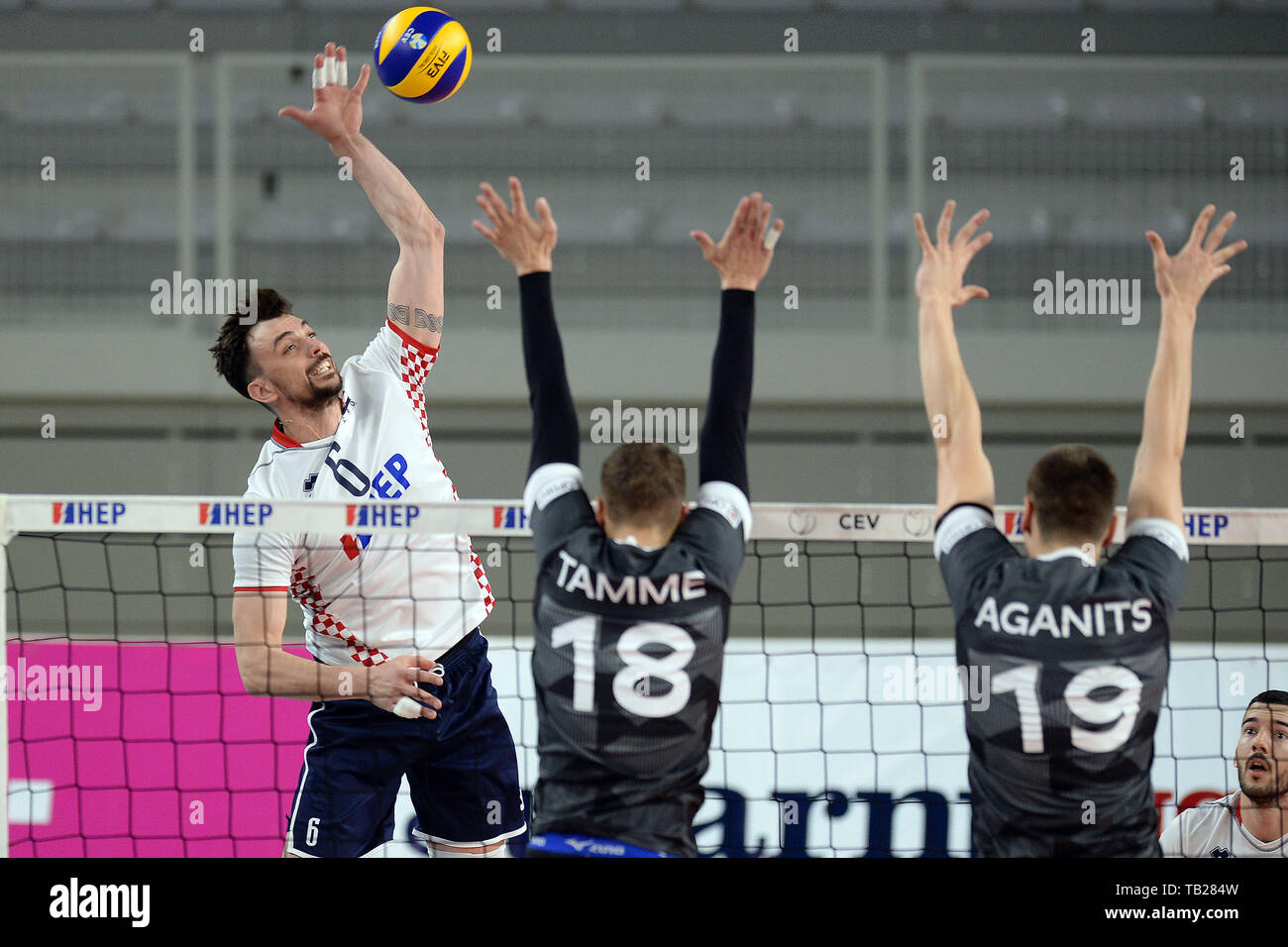 Group B Of European Volleyball League High Resolution Stock Photography ...