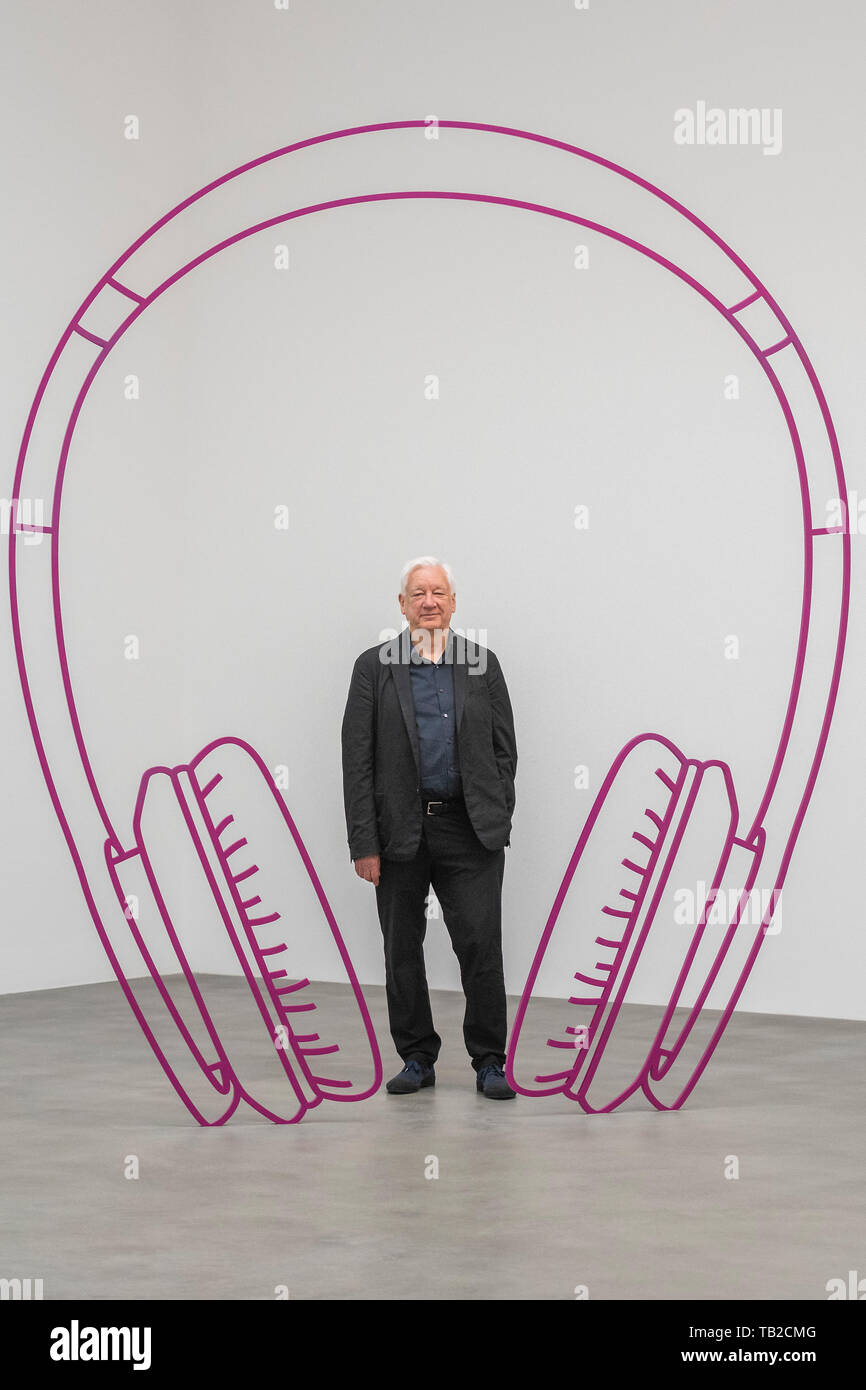 London, UK. 30th May, 2019. Craig-Martin with Headphones (magenta) 2019 ...