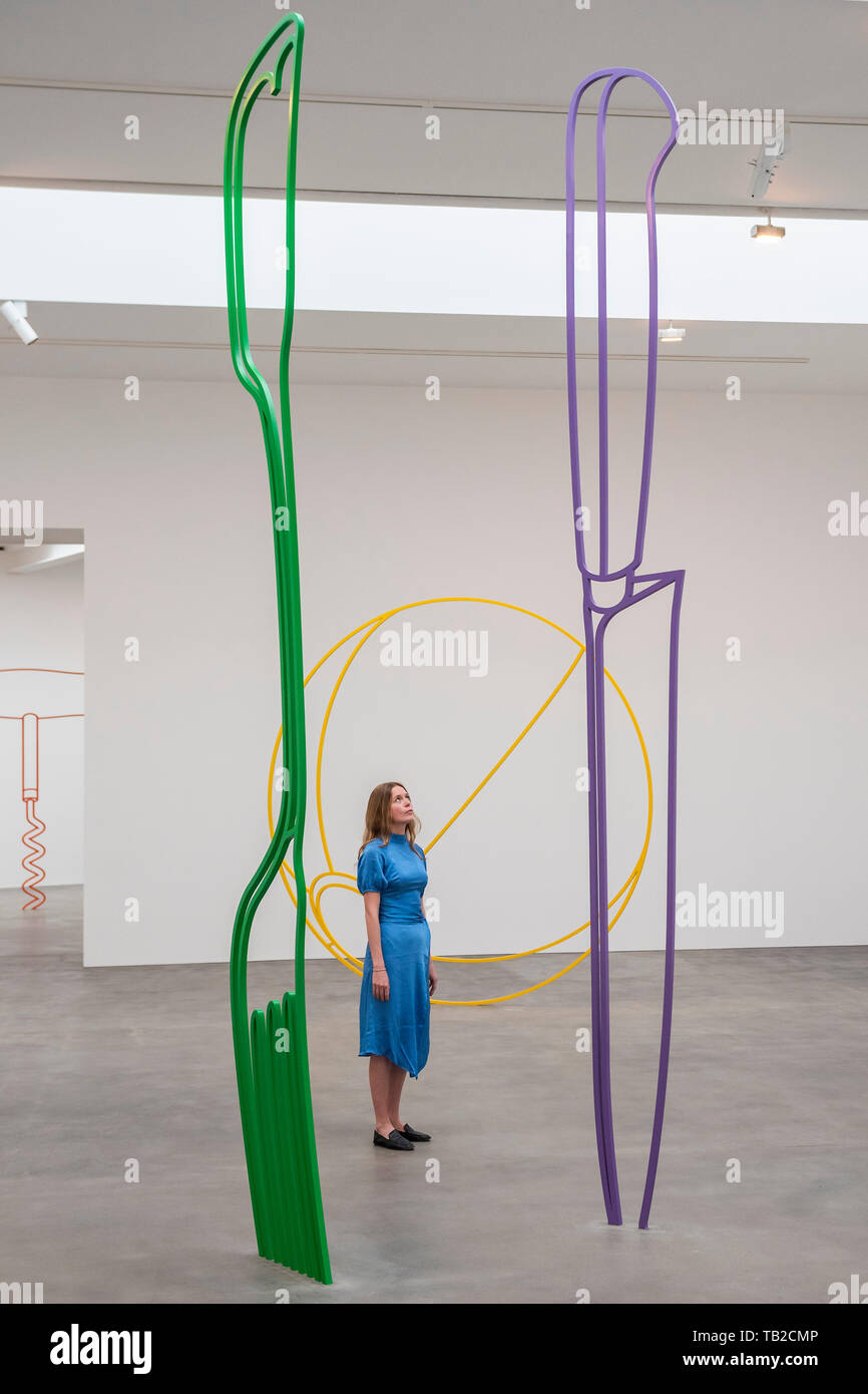 Michael craig martin fork hi-res stock photography and images - Alamy