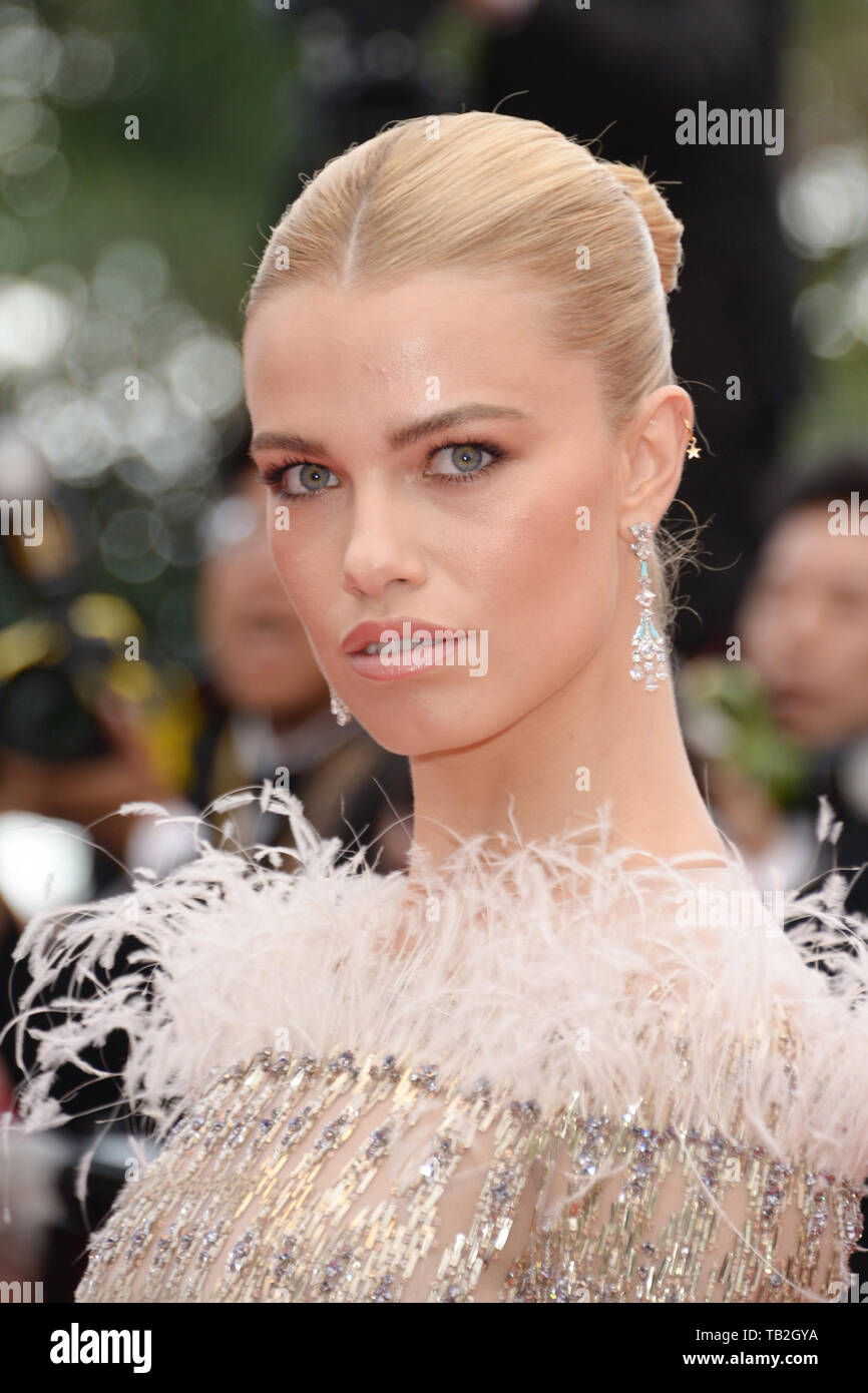 May 20, 2019 - Cannes, France - CANNES, FRANCE - MAY 20: Hailey Clauson ...