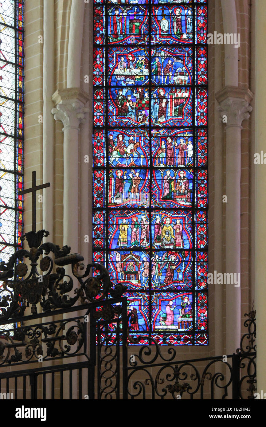Stained glass window in chartres hi-res stock photography and images ...