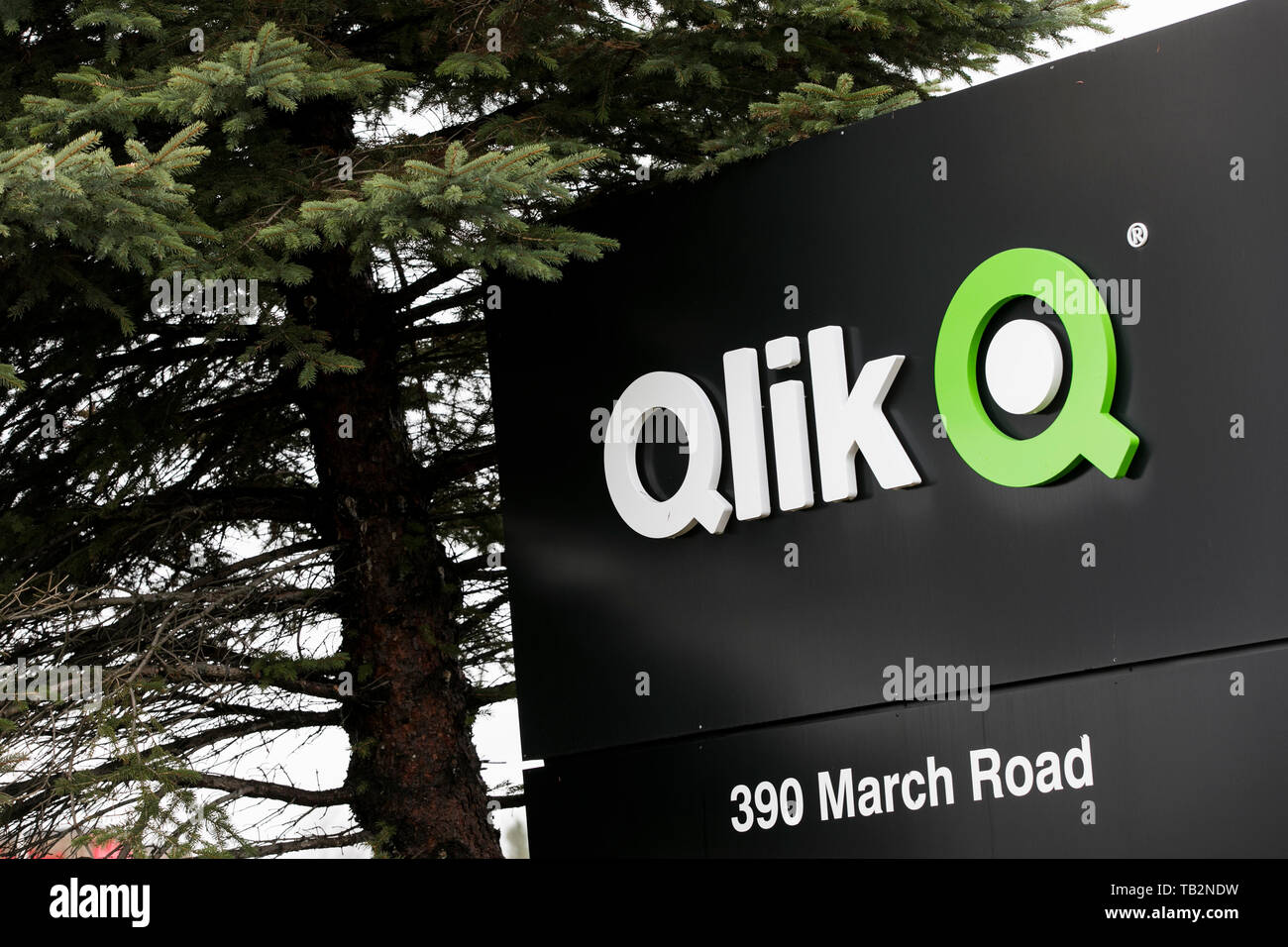 Qliktech Logo