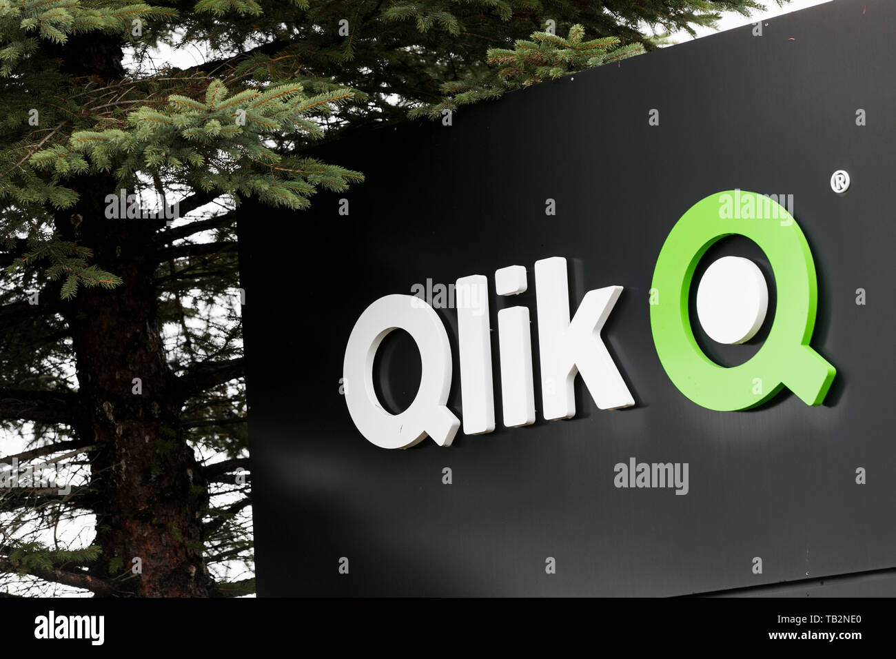 Qlikview Logo Transparent