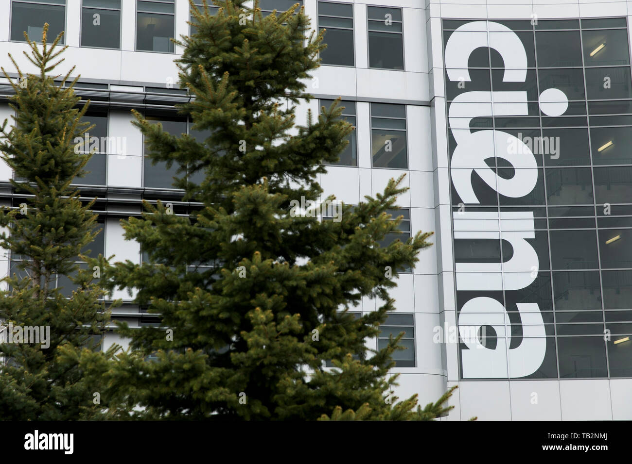 Ciena logo hi-res stock photography and images - Alamy