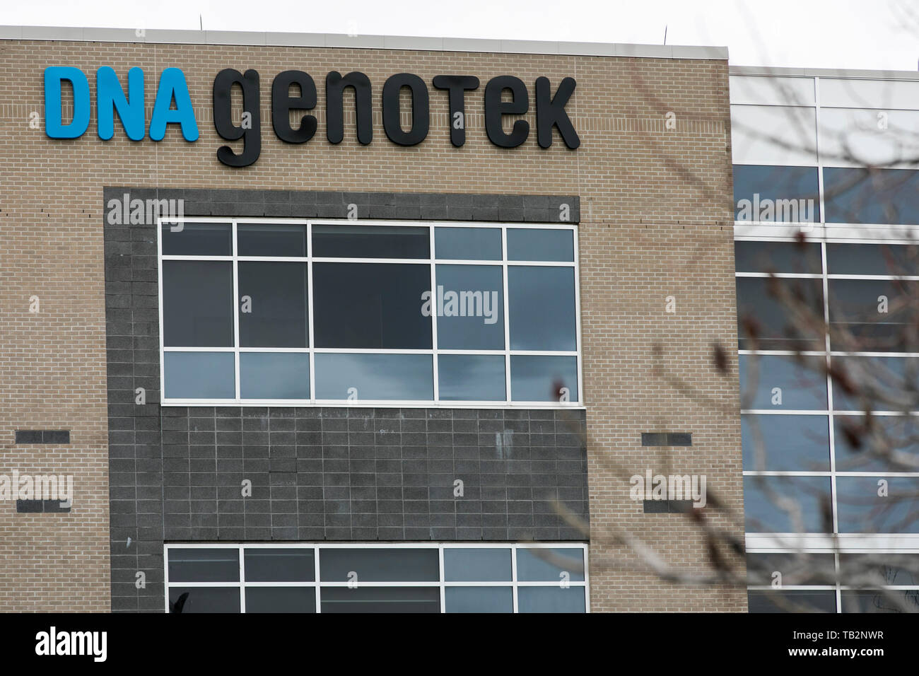 Dna logo hi-res stock photography and images - Alamy