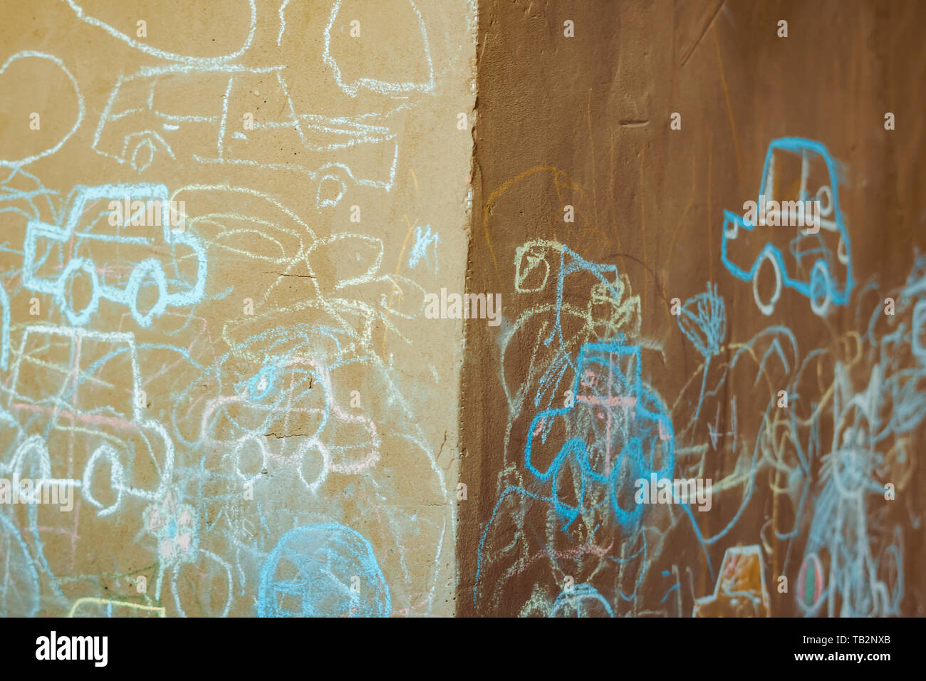 Childrens drawings on wall hi-res stock photography and images - Alamy