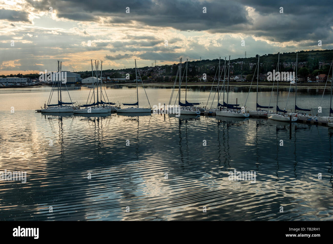 Pontoon mooring hi-res stock photography and images - Alamy