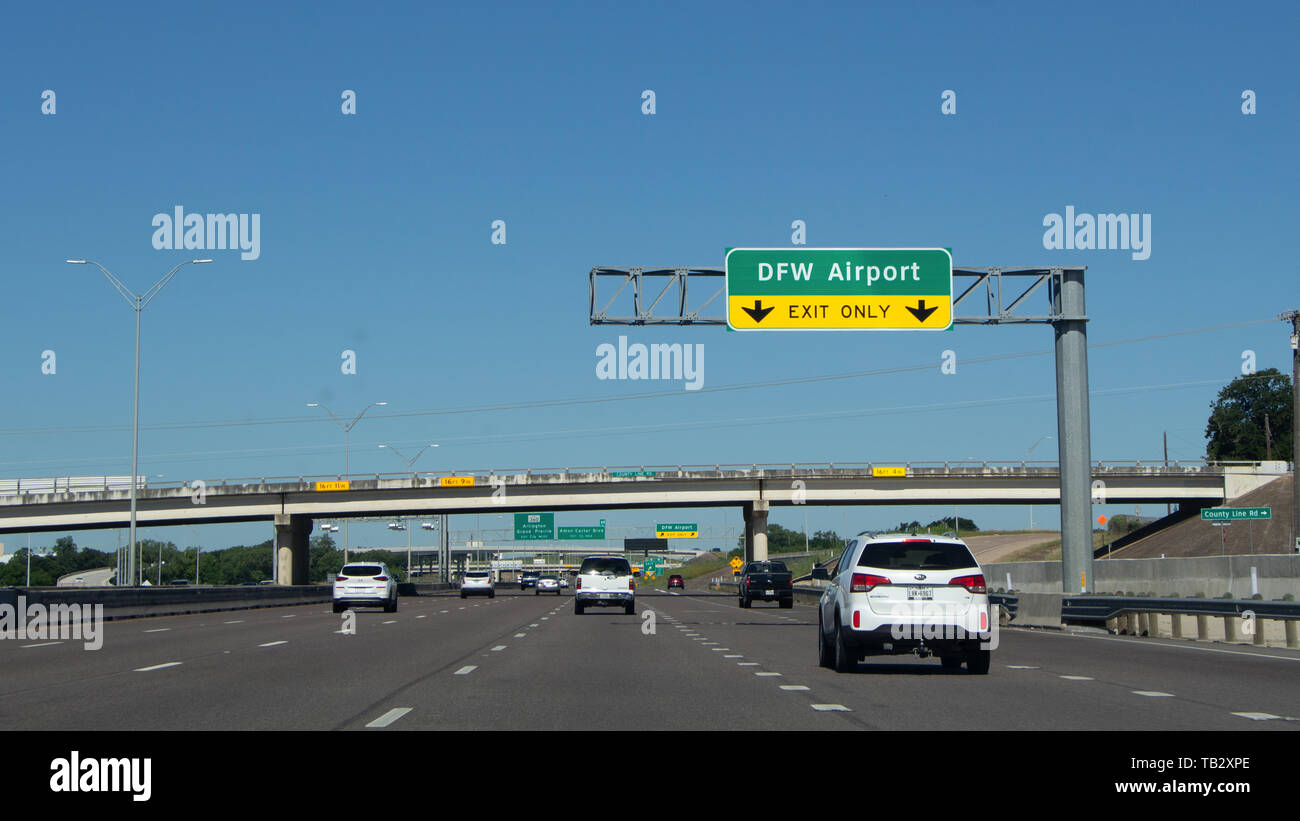 Highway freeway dallas hi-res stock photography and images - Alamy